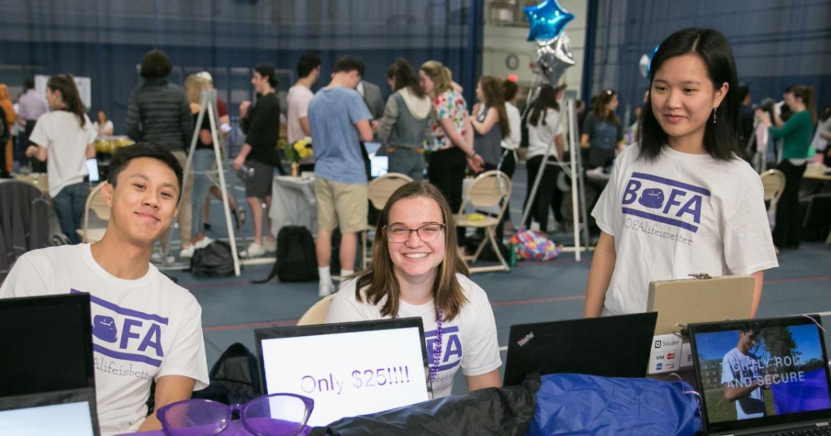 Hands-On Undergraduate Experiential Learning | Babson College